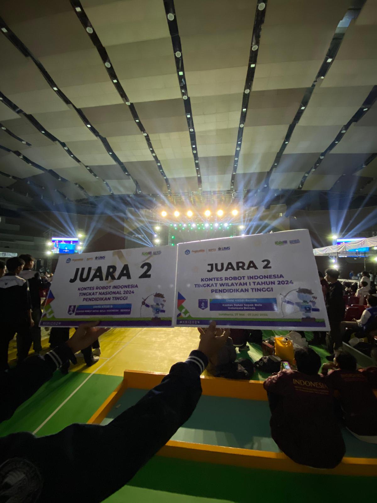 Mobo Evo Raih Juara 2 Nasional Kontes Robot Sepak Bola Beroda Indonesia Tahun 2024 Fakultas Teknik